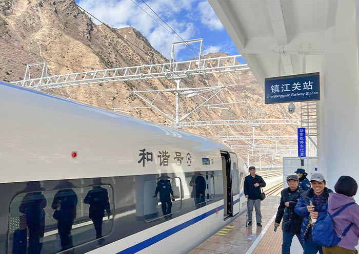 Chengdu to Jiuzhaigou High Speed Train: Best Way to Jiuzhaigou