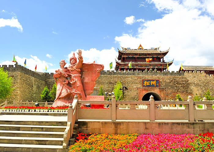 10 Days Chengdu Jiuzhaigou Zhangjiajie National Parks Tour